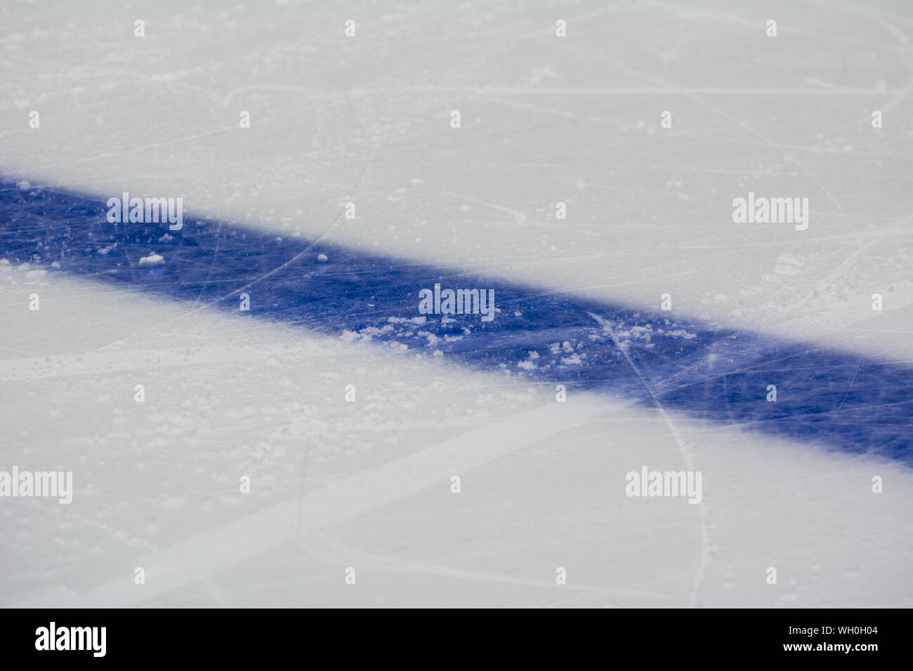 Ice rink blue line hi-res stock photography and images - Alamy