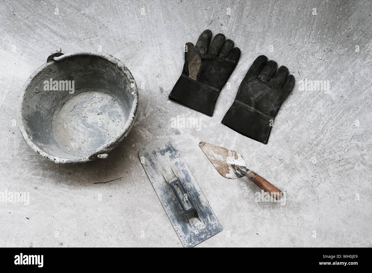 Angle cement hi-res stock photography and images - Alamy