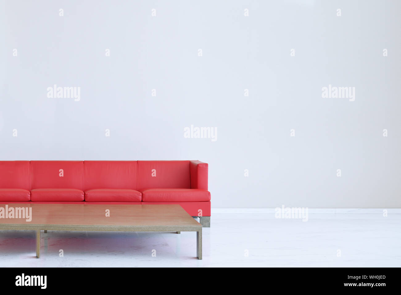 Empty sofa space hi-res stock photography and images - Alamy