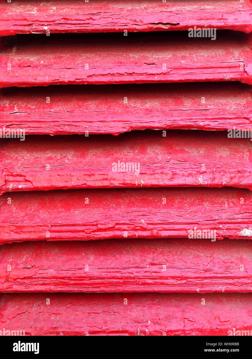 Red shutter hi-res stock photography and images - Alamy