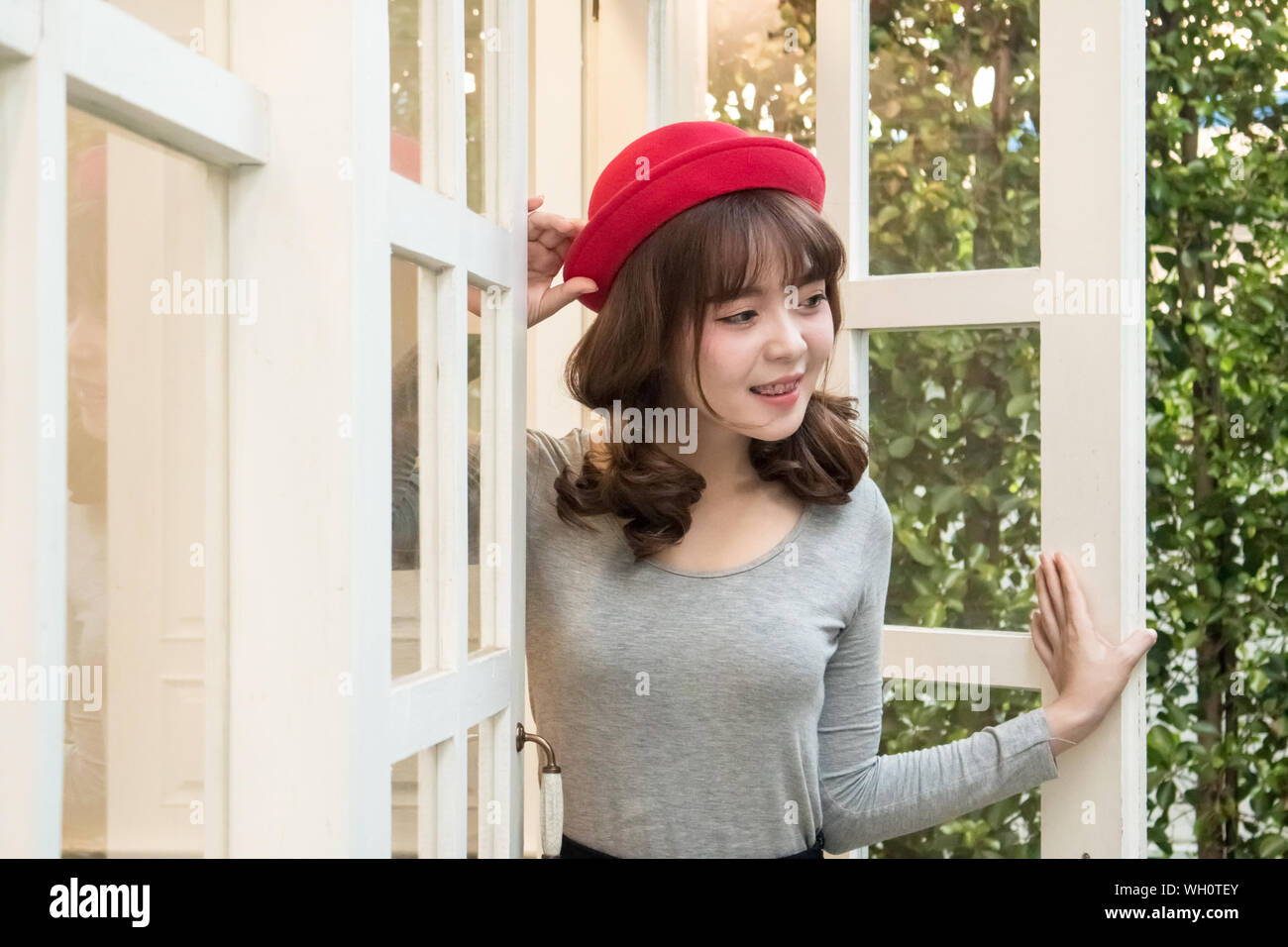Wearing red hat hi-res stock photography and images - Alamy