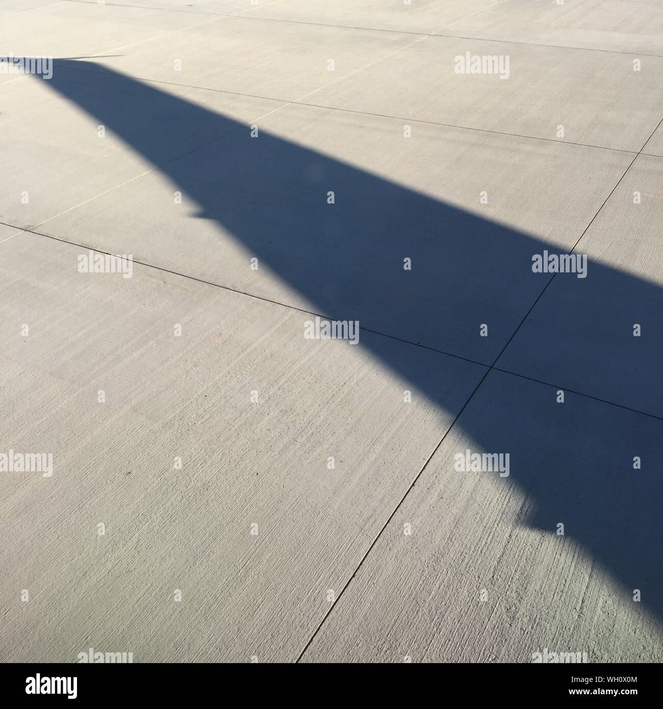 Shadow aircraft hi-res stock photography and images - Alamy