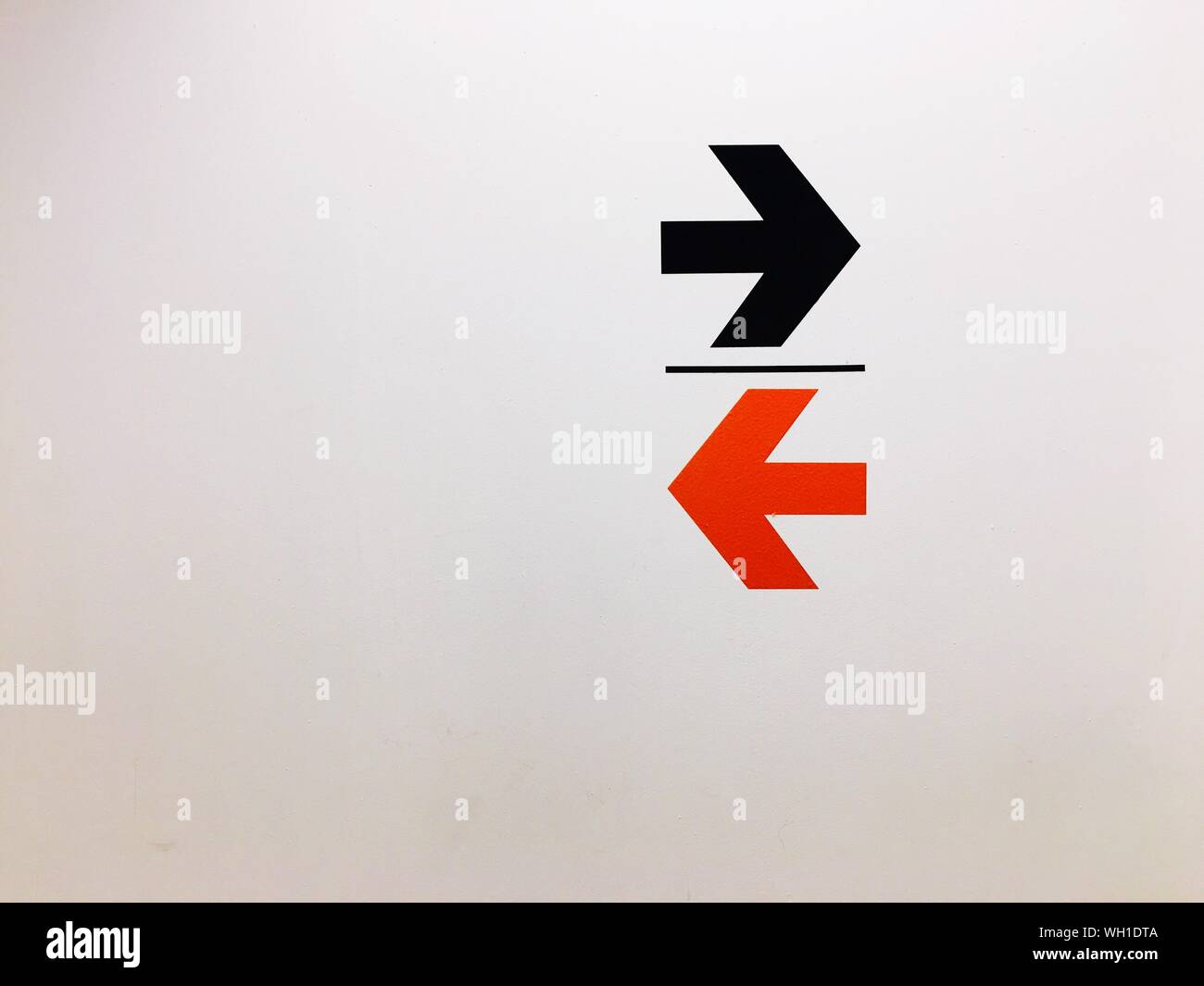 Wall Symbols Red High Resolution Stock Photography and Images - Alamy