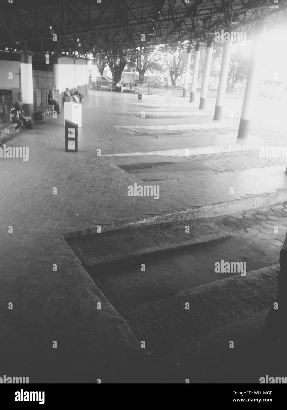 Empty lot city hi-res stock photography and images - Alamy