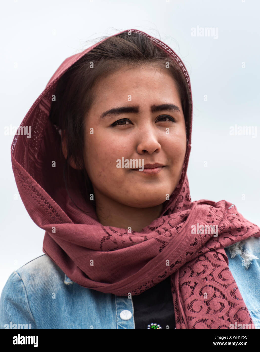 Uzbek woman portrait hi-res stock photography and images - Alamy
