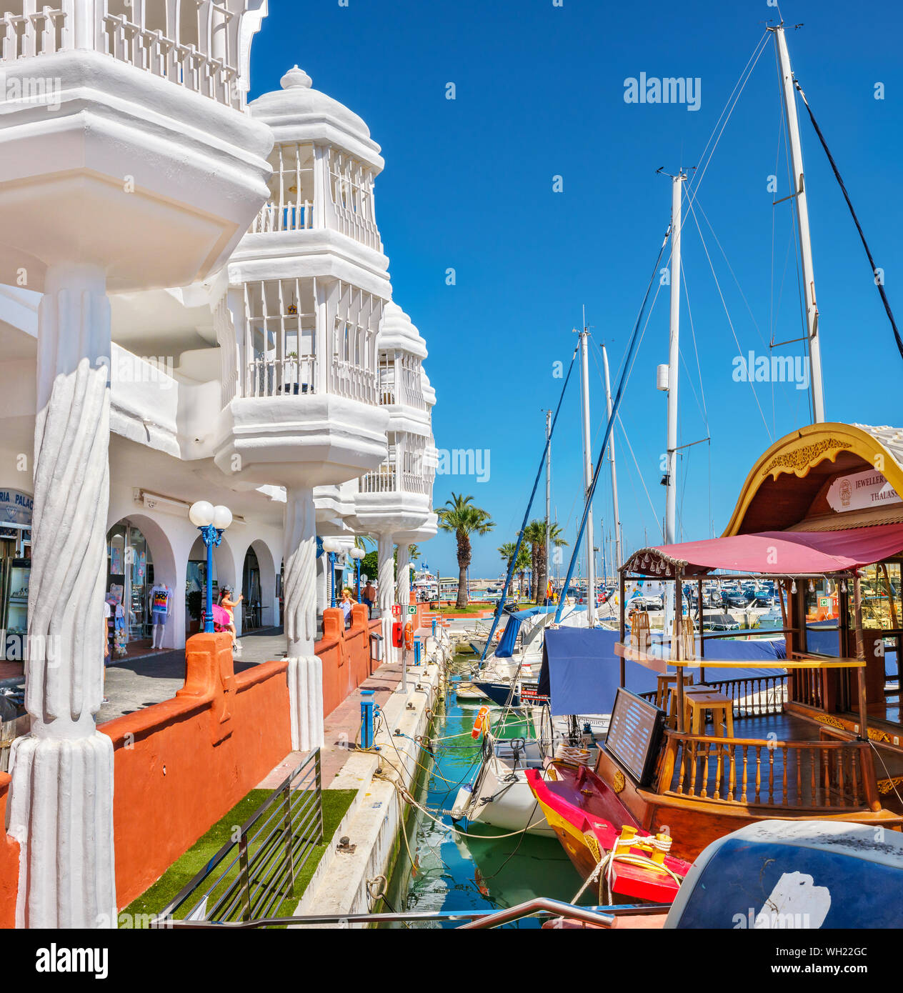 Marina waterfront promenade in malaga hi-res stock photography and ...