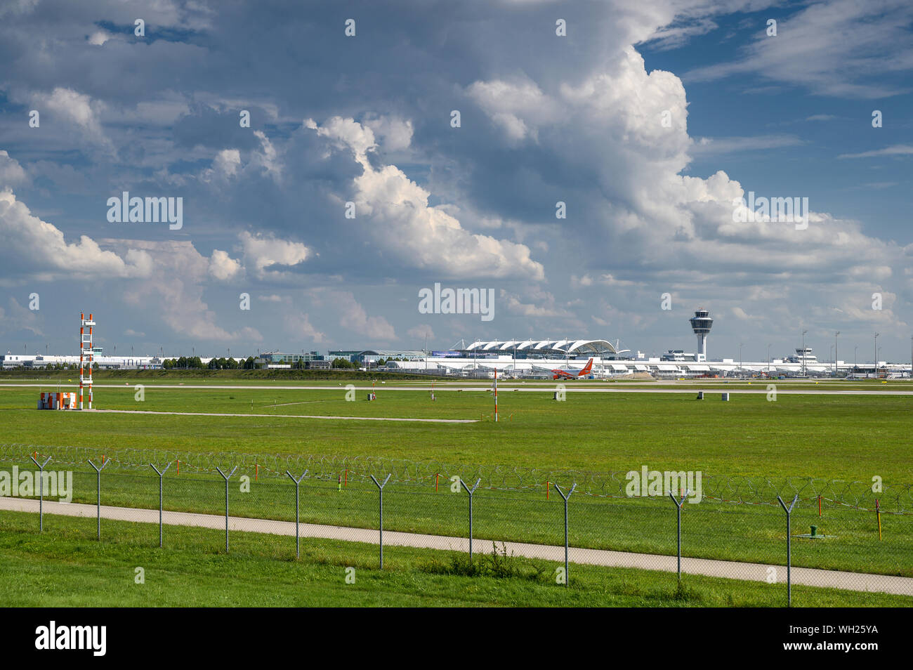 Terminal munich hi-res stock photography and images - Alamy