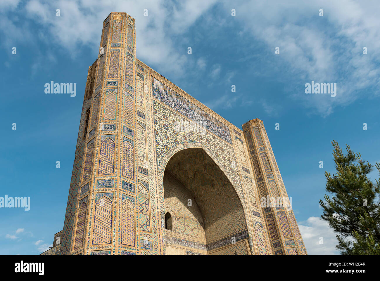 Bibi Khanym Mosque Entrance High Resolution Stock Photography and ...