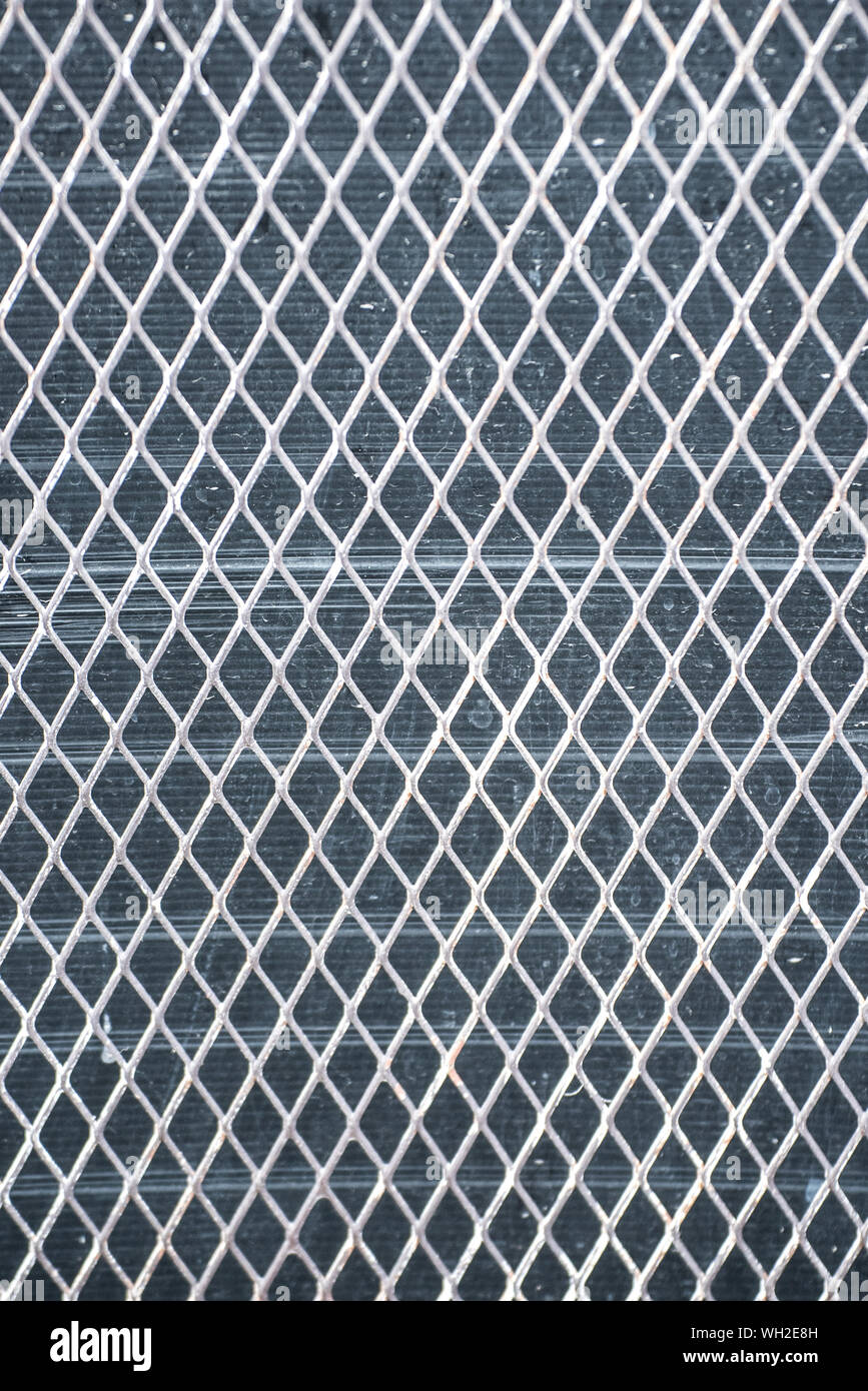 Colored metal grid hi-res stock photography and images - Alamy