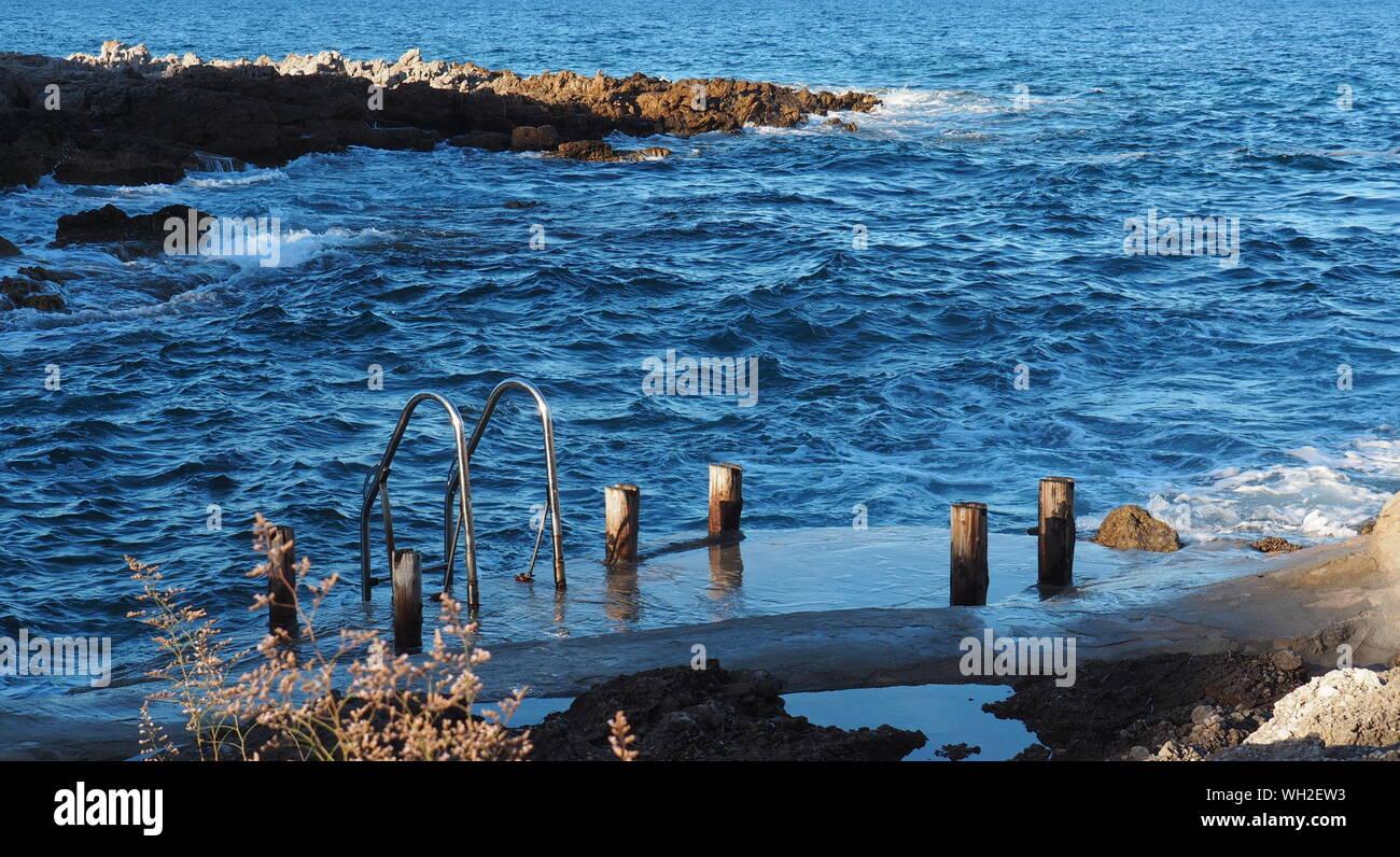 Ladder in the rock hi-res stock photography and images - Alamy