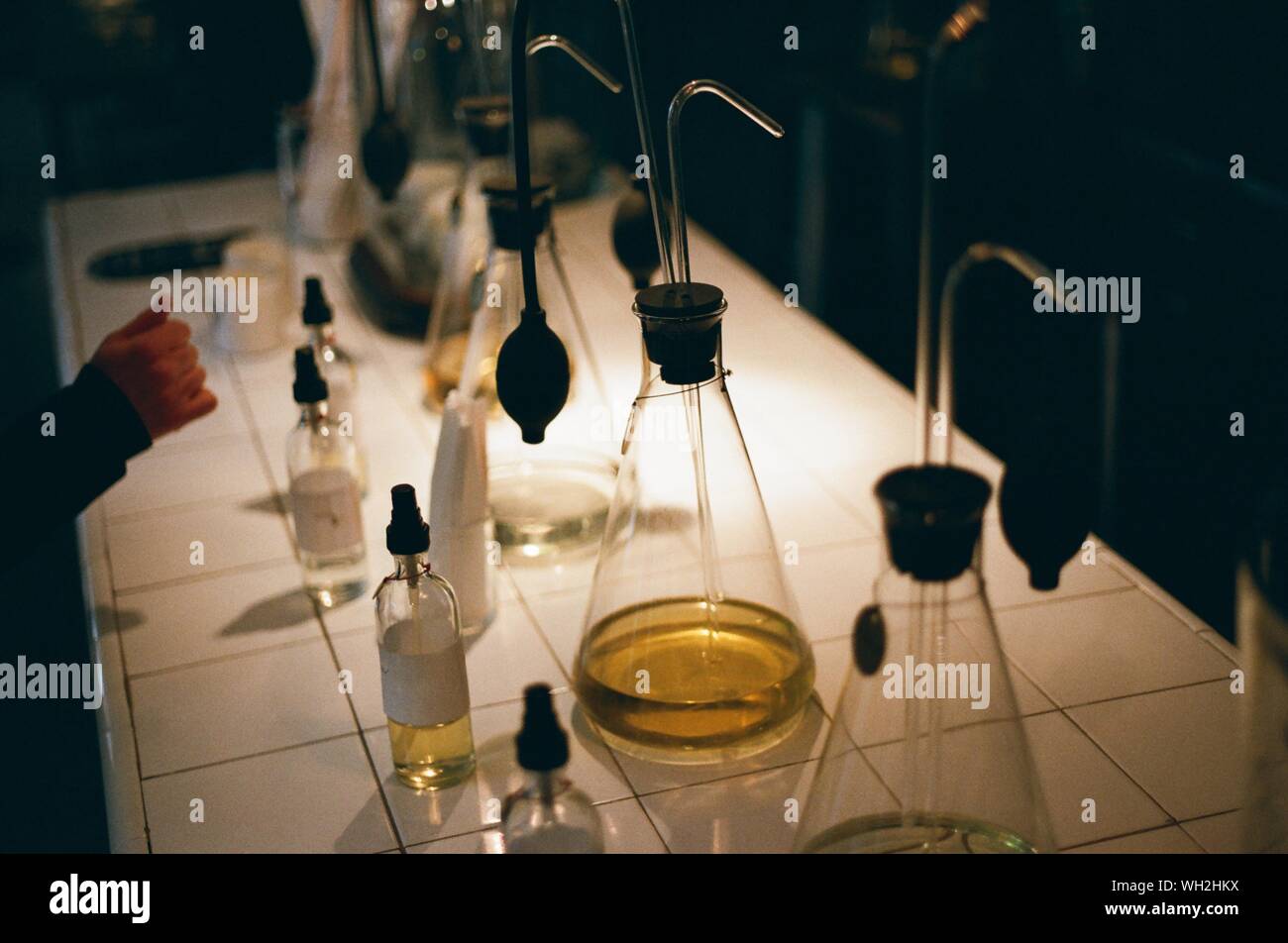 Scientific equipment hi-res stock photography and images - Alamy