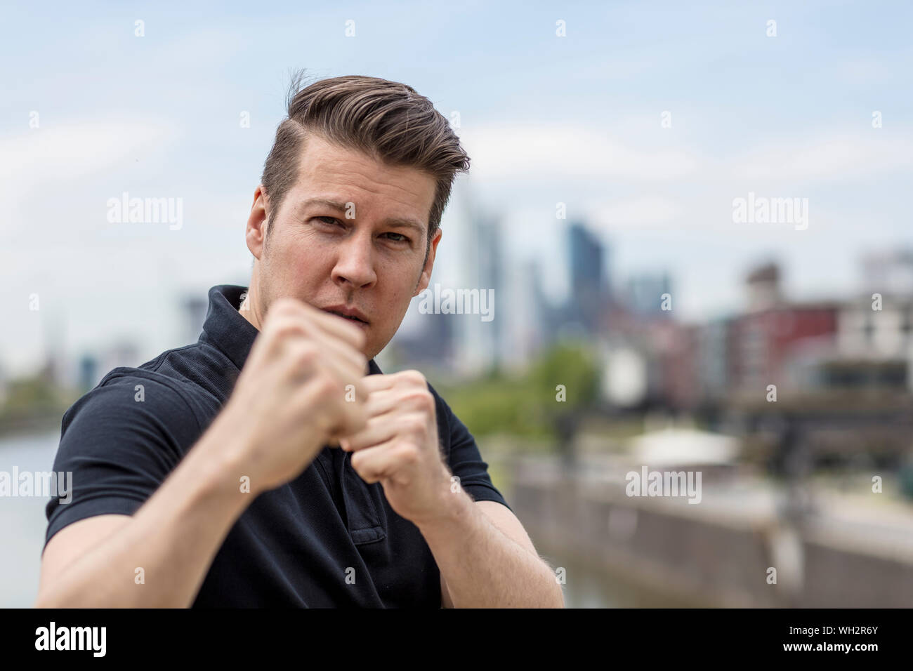Young Men Fighting High Resolution Stock Photography and Images - Alamy