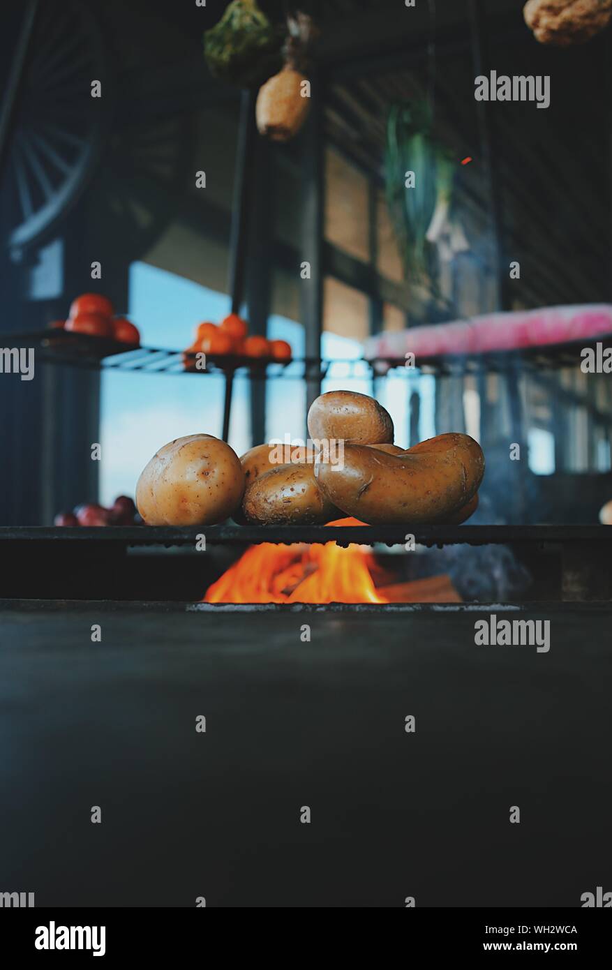 Potato fire hi-res stock photography and images - Alamy