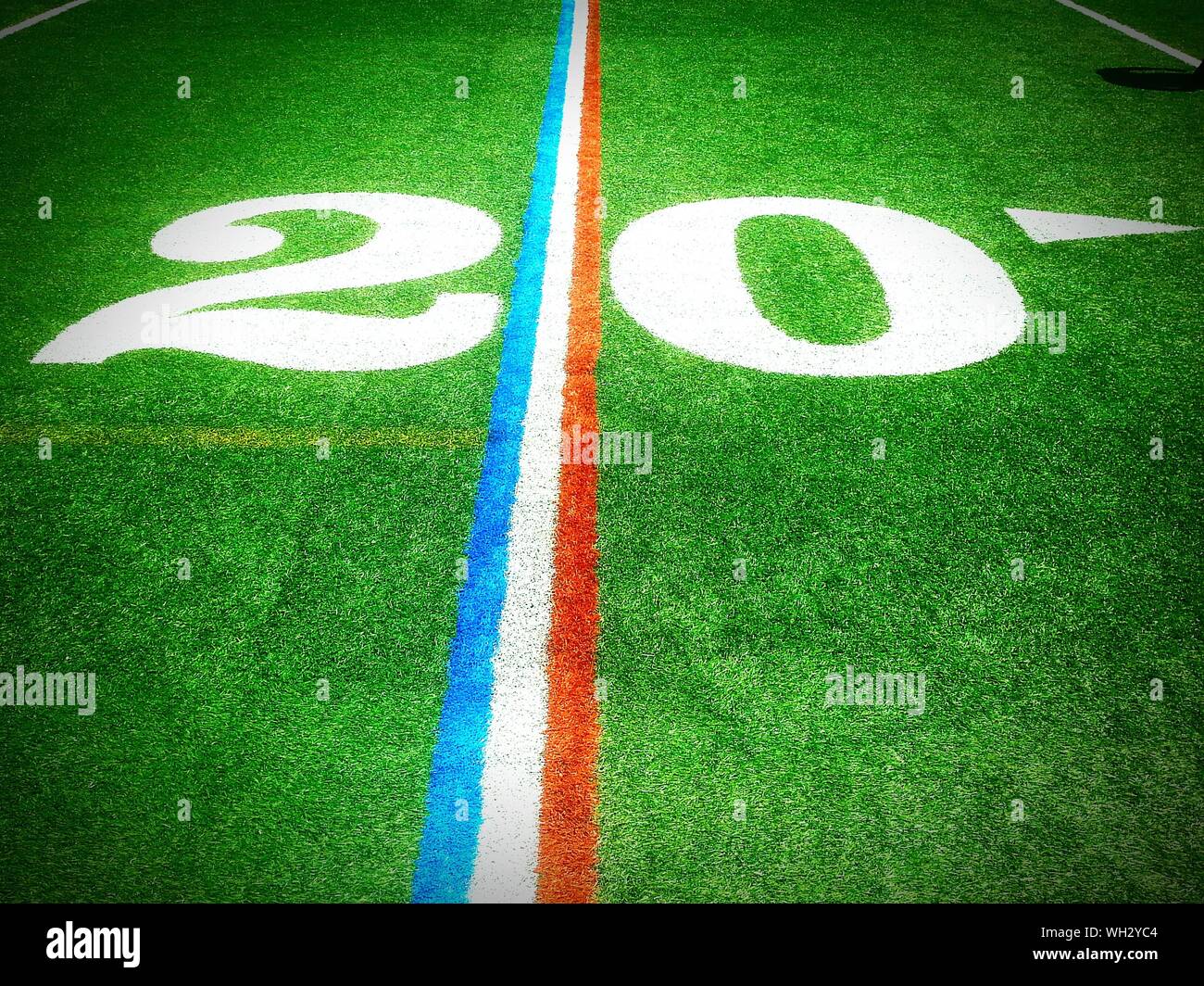 20 yard line hi-res stock photography and images - Alamy