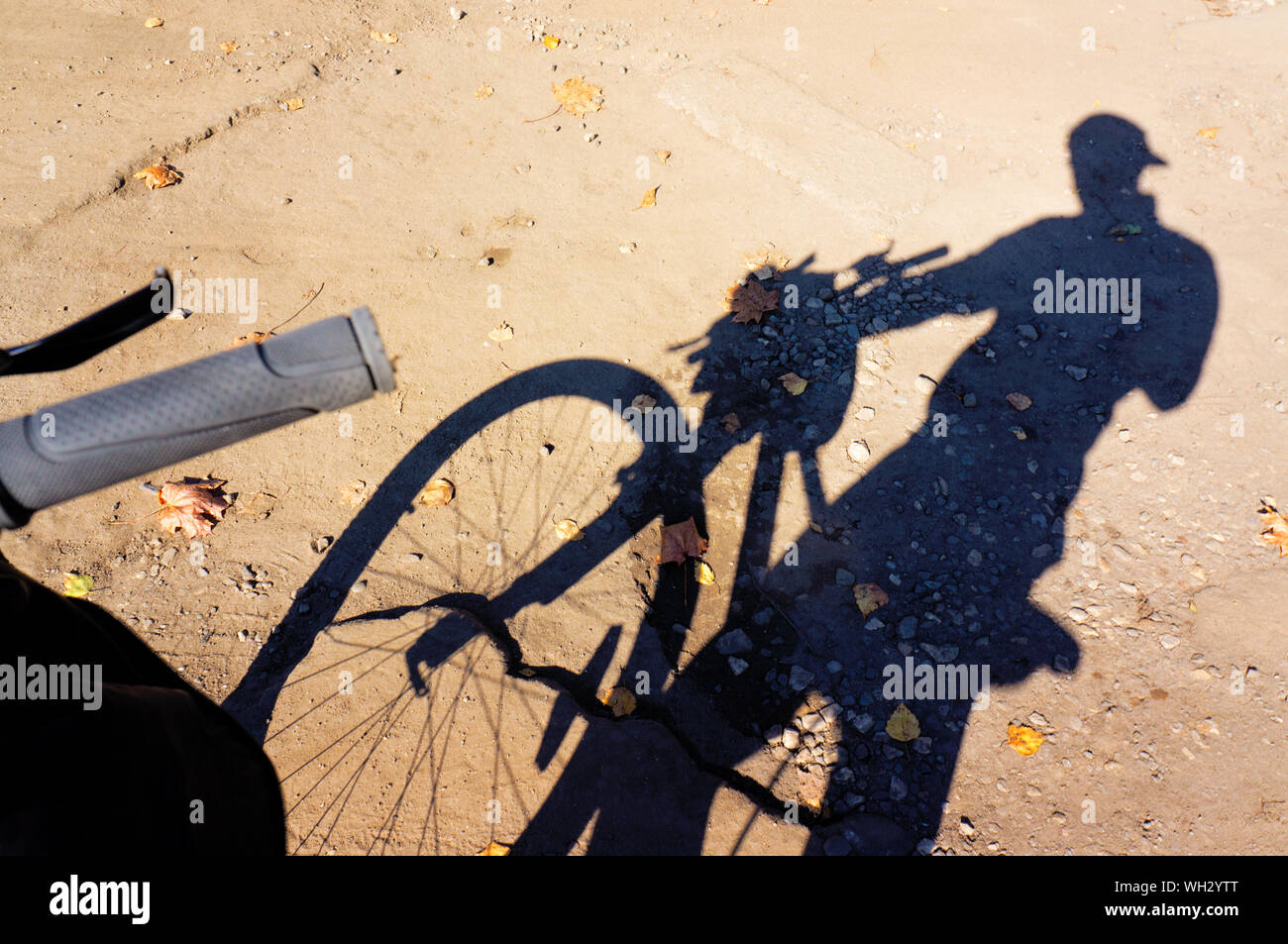 Sand on bicycle hi-res stock photography and images - Alamy