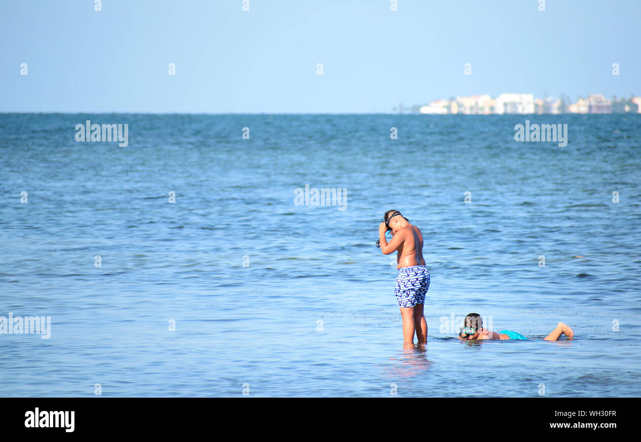 Kids on the beach in spain hi-res stock photography and images - Alamy