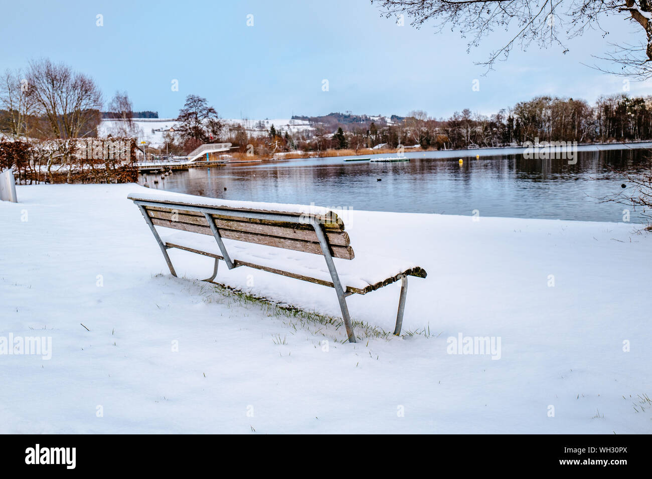 Covered promenade hi-res stock photography and images - Alamy