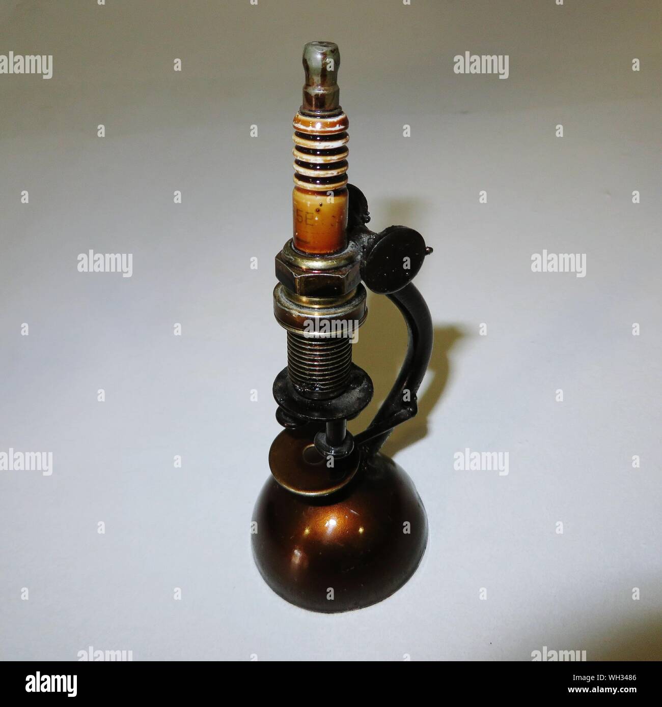 Antique hookah hi-res stock photography and images - Alamy