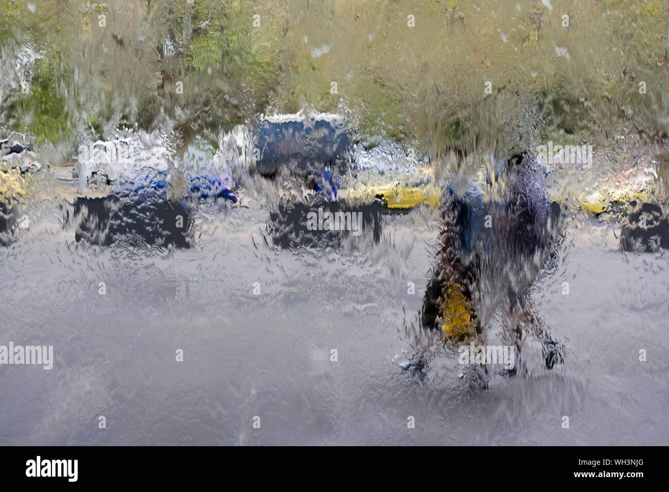 Rainy glass hi-res stock photography and images - Alamy