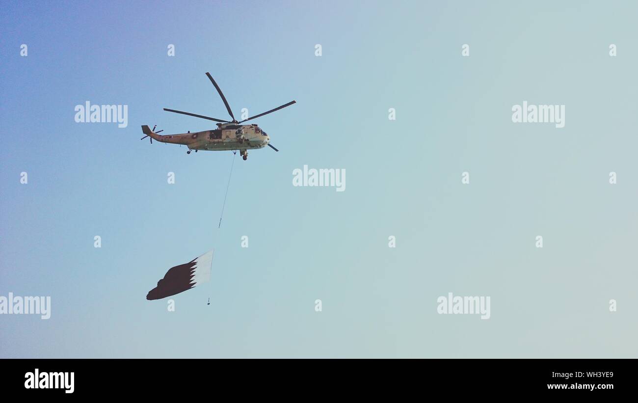 Carrying flag hi-res stock photography and images - Alamy