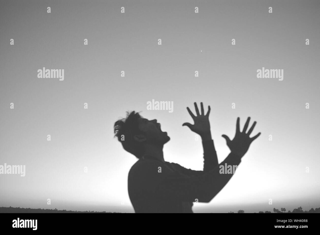 Man screaming side view Black and White Stock Photos & Images - Alamy