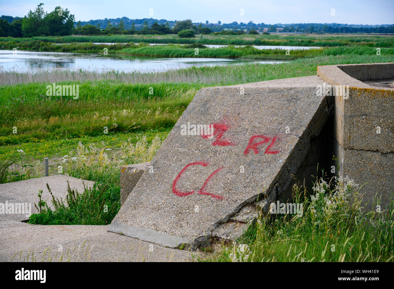 Wartime gun battery hi-res stock photography and images - Alamy