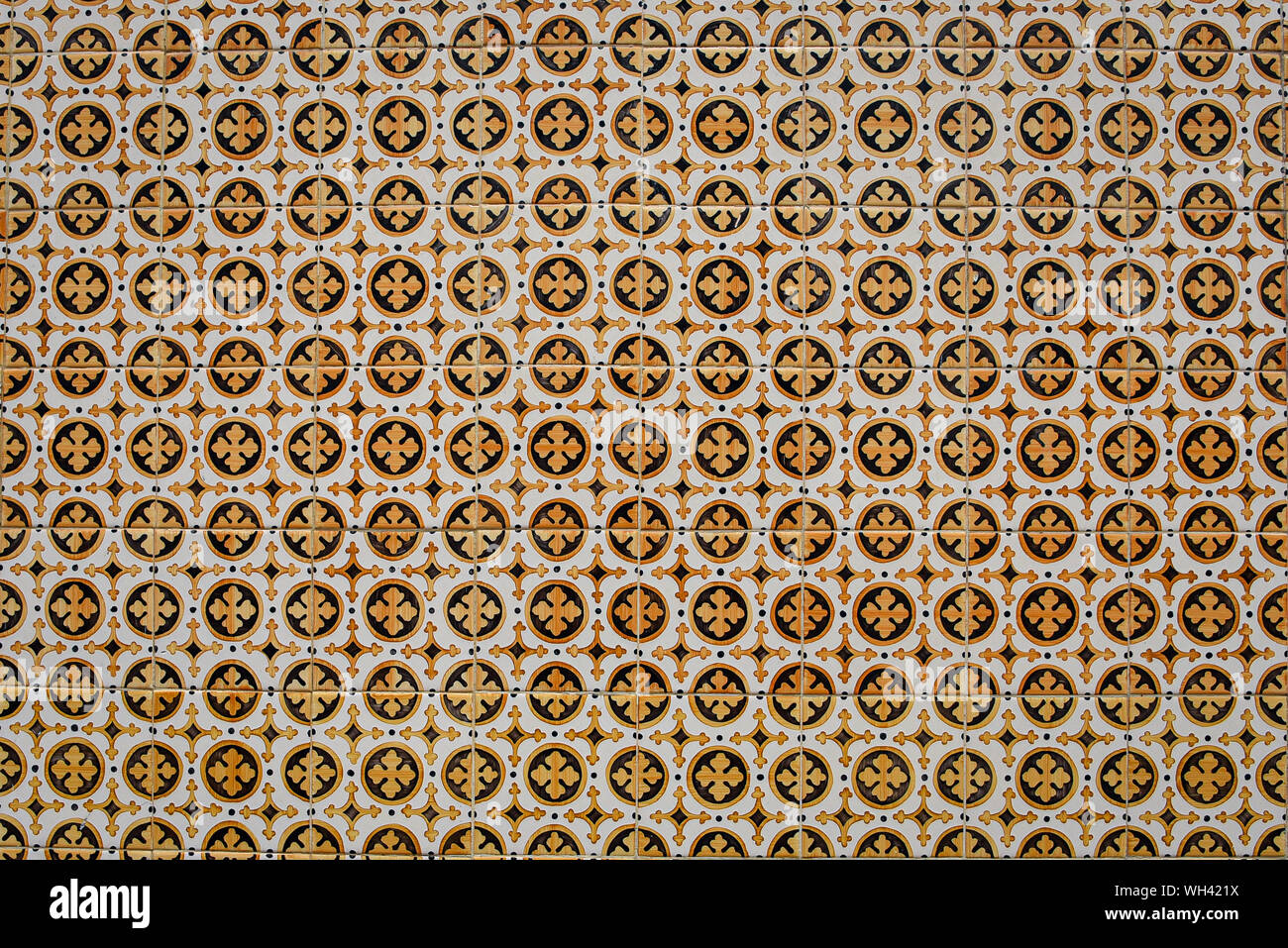 Tile pattern lisbon hi-res stock photography and images - Alamy