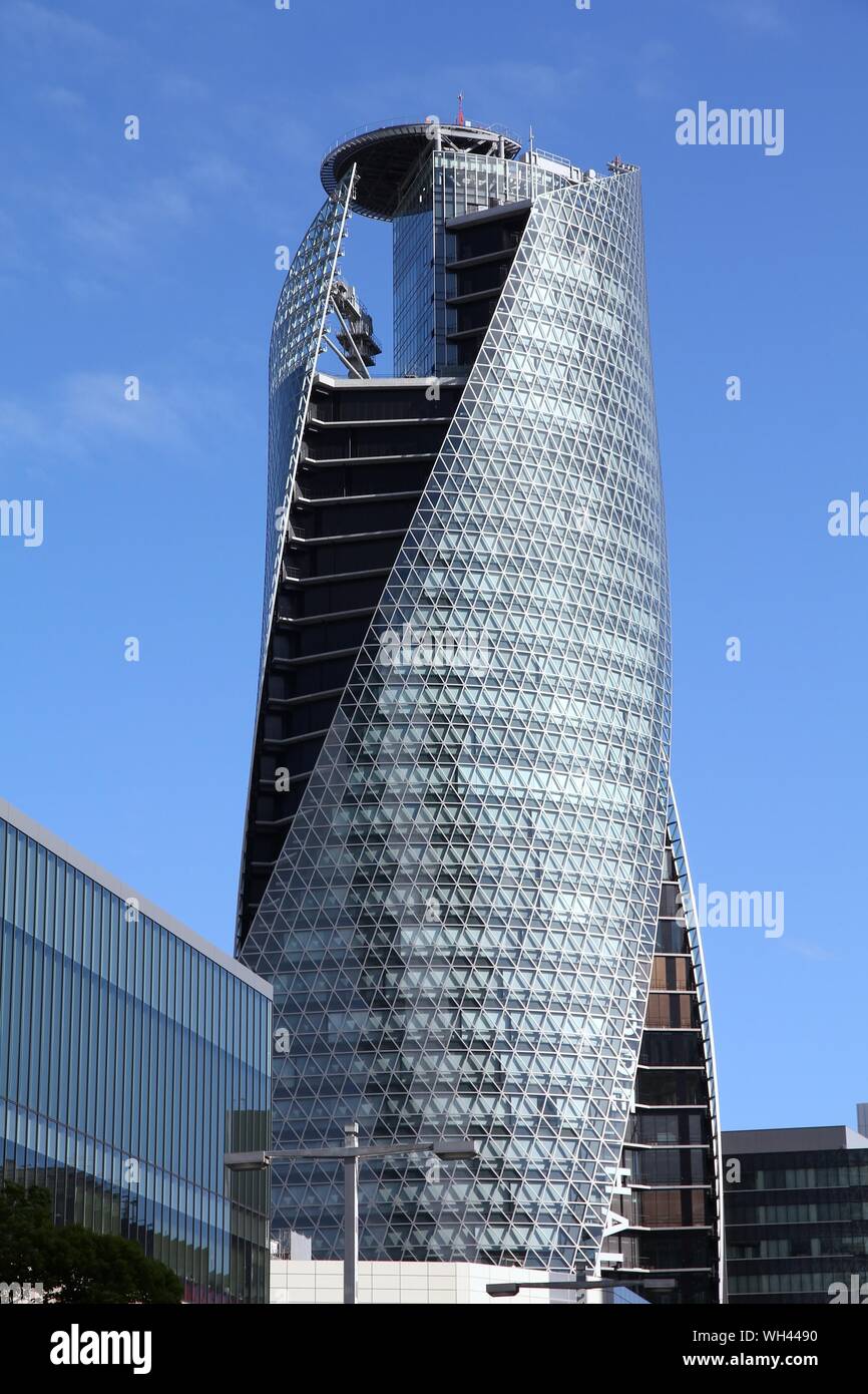 Tall towers in japan hi-res stock photography and images - Alamy