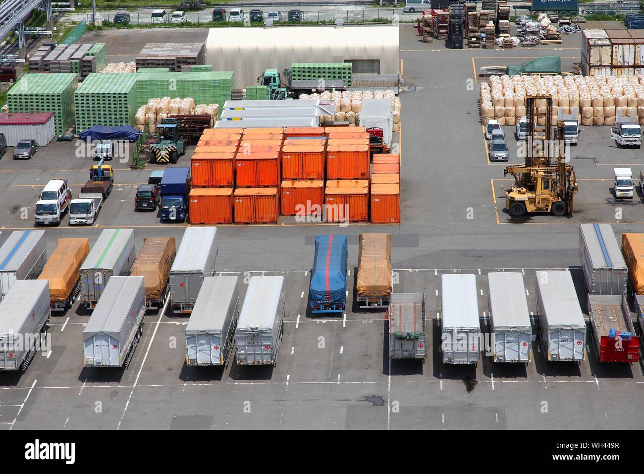TOKYO, JAPAN - MAY 11, 2012: Containers in Port of Tokyo in Tokyo. Port ...