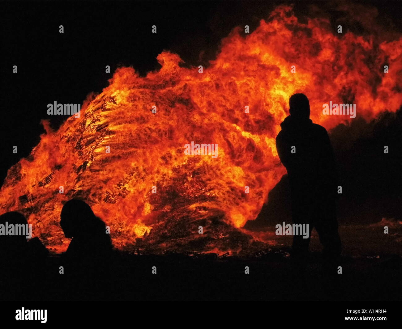 Fire person forest hi-res stock photography and images - Alamy