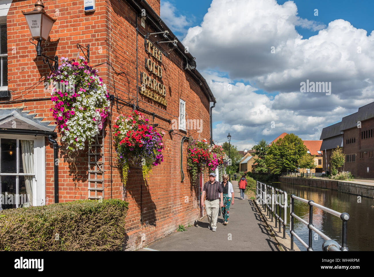 Walking by the Lea Stock Photo - Alamy
