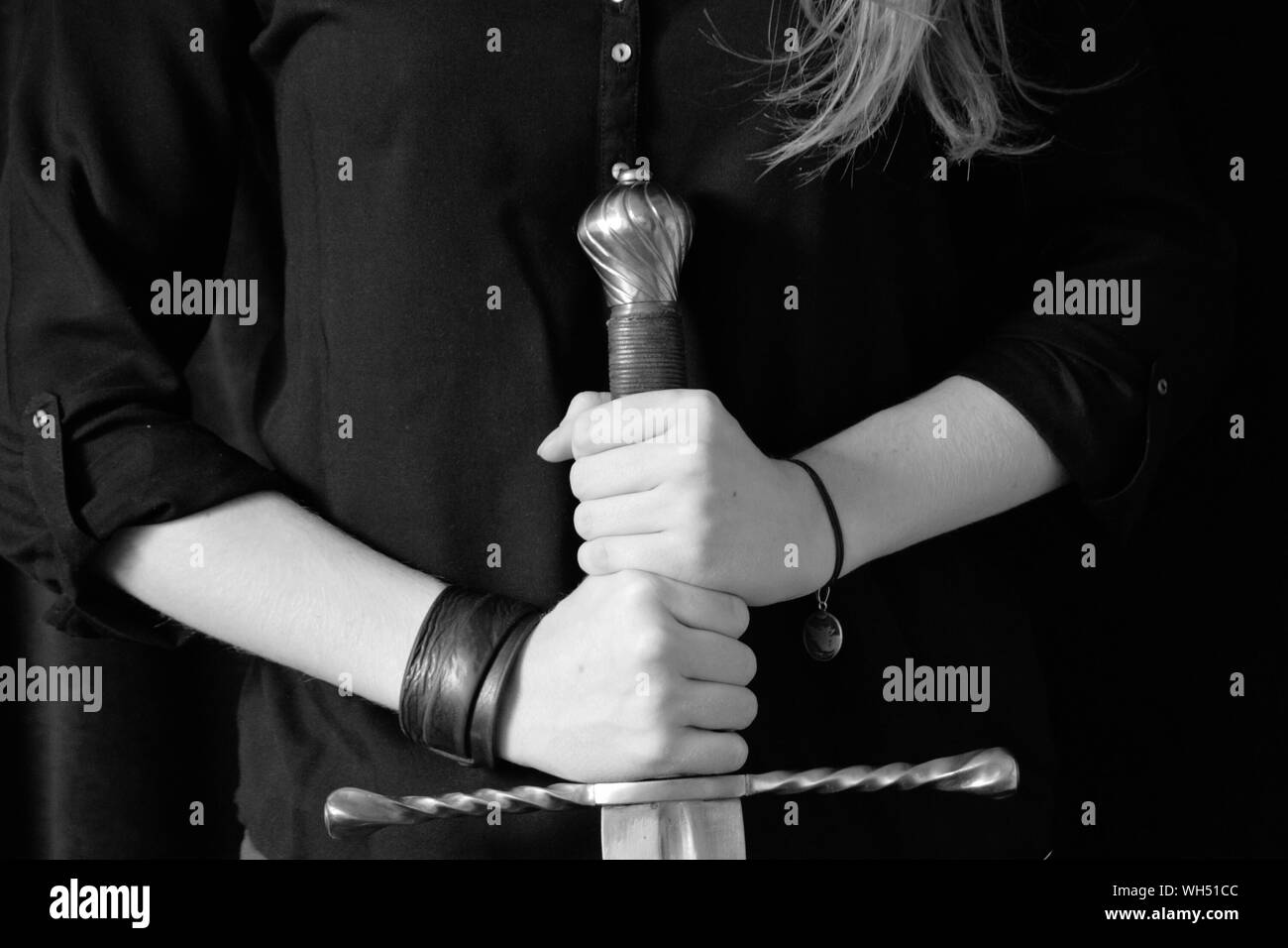 Woman with sword hi-res stock photography and images - Alamy