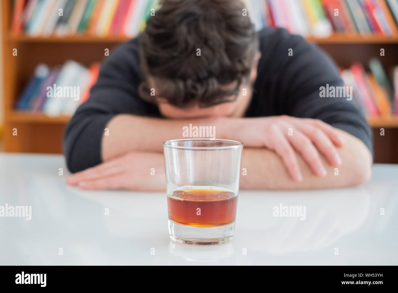 Hard drinking alcohol hi-res stock photography and images - Alamy