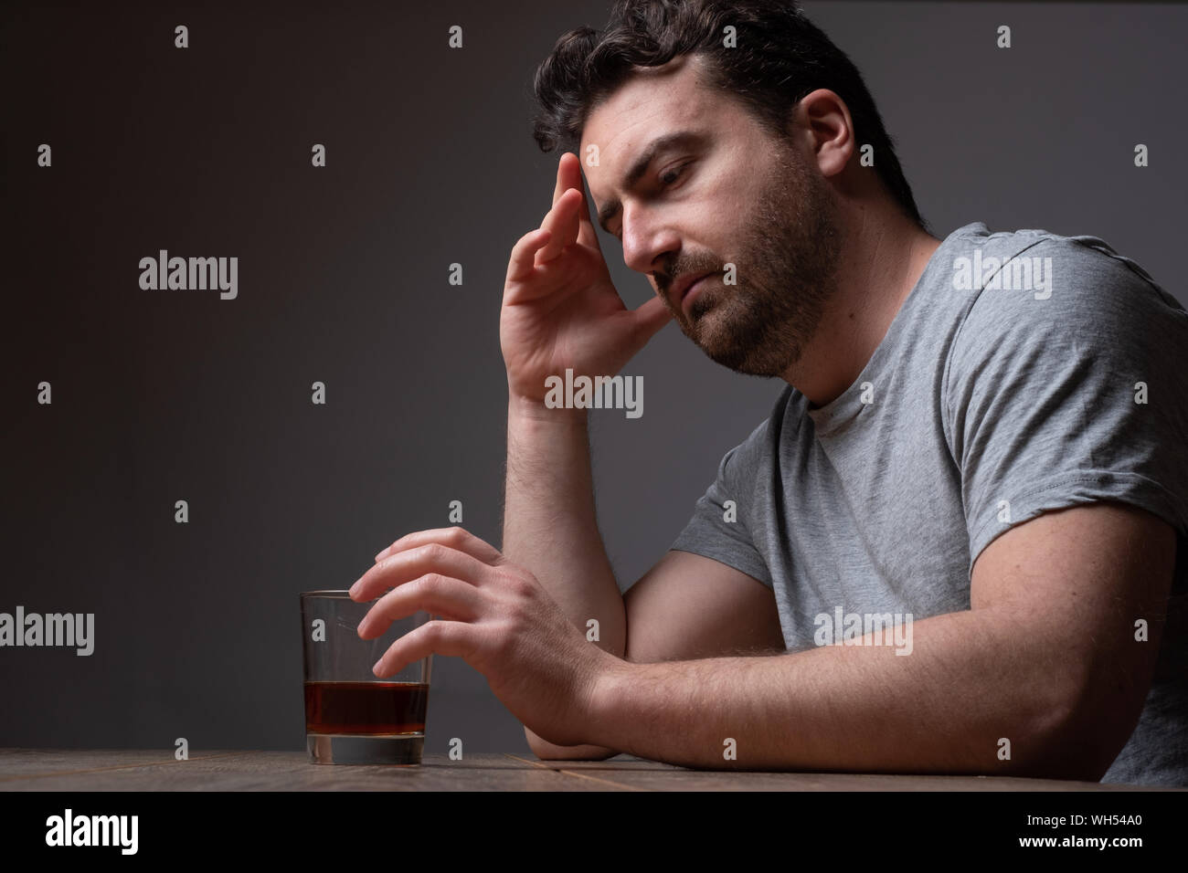 Man drinking problem home hi-res stock photography and images - Alamy