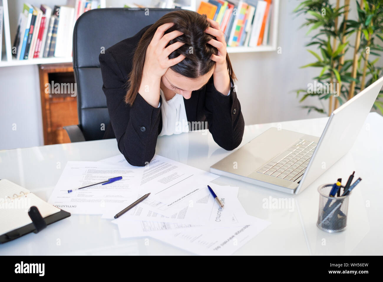 Workload job hi-res stock photography and images - Alamy