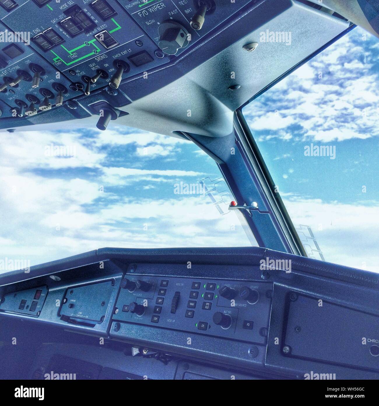 Through cockpit window hi-res stock photography and images - Alamy