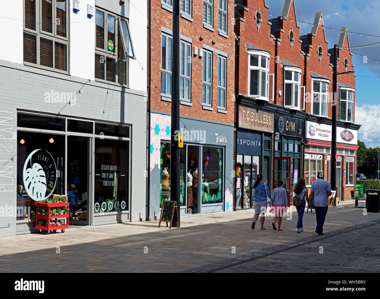 Humber street kingston upon hull hi-res stock photography and images ...