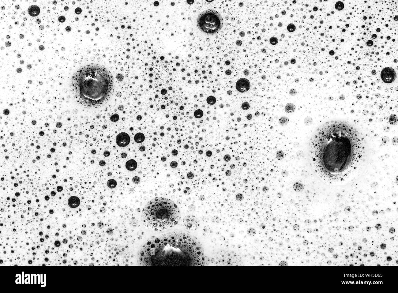 Soap bubble foam macro hi-res stock photography and images - Alamy