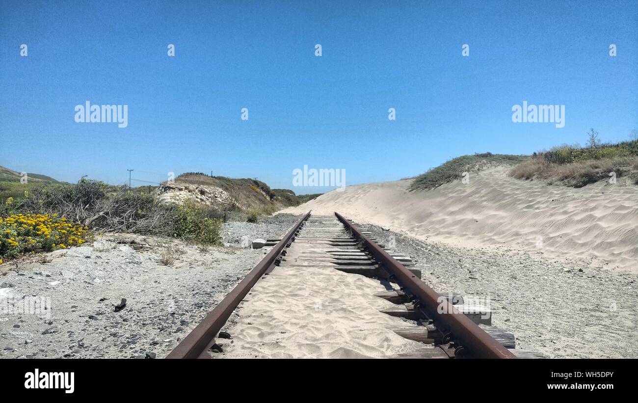 Rail track in desert hi-res stock photography and images - Alamy