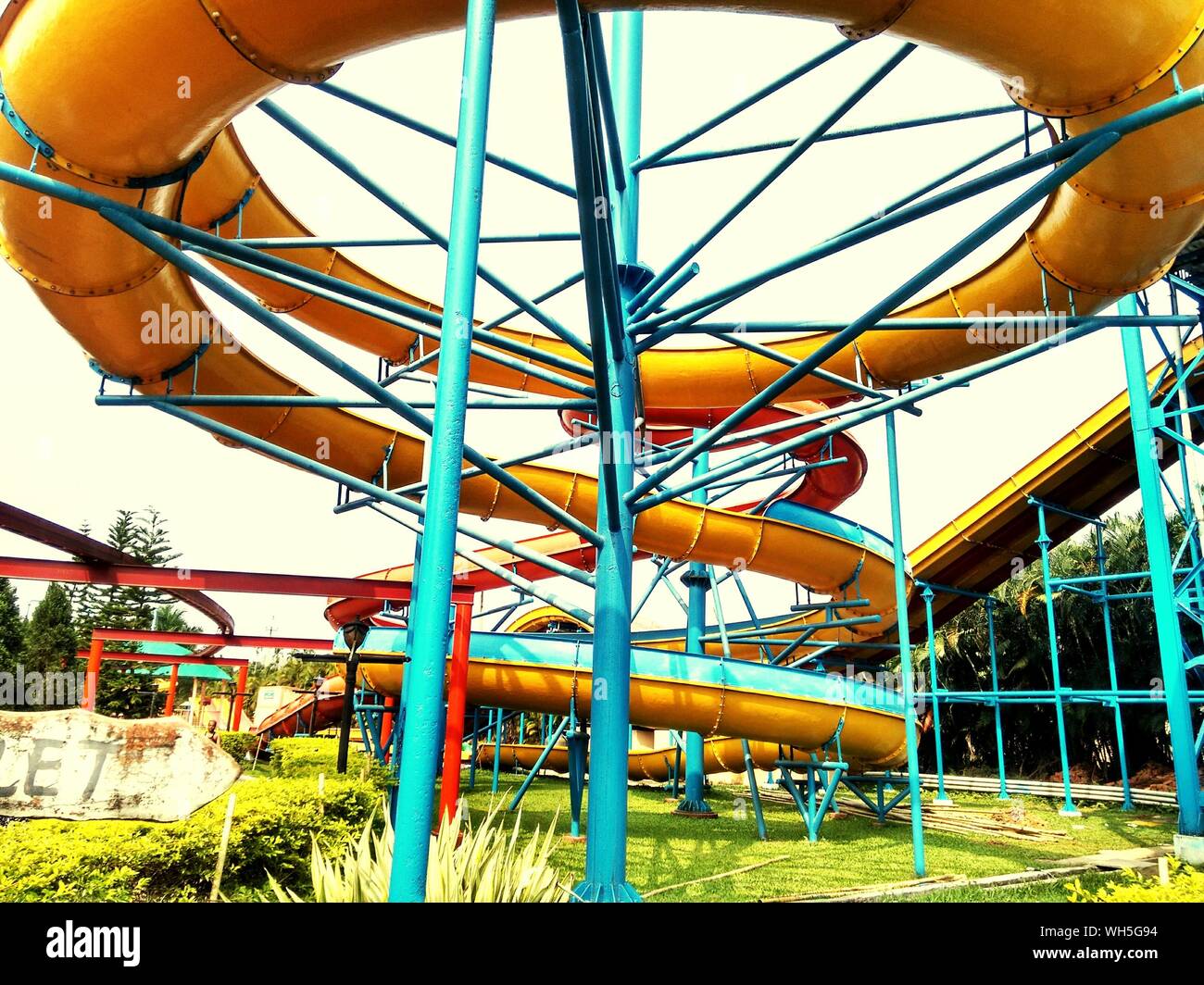 Outdoor water slides hi-res stock photography and images - Alamy