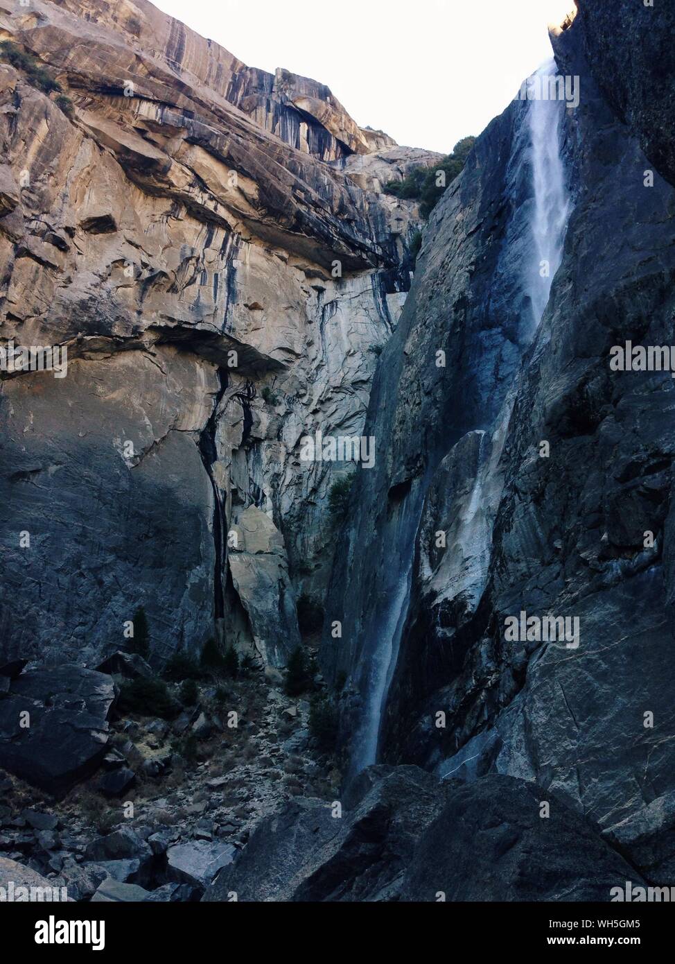 Steep rugged cliff hi-res stock photography and images - Alamy
