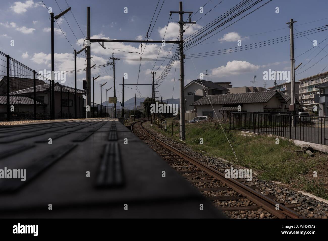 Platform level view of station hi-res stock photography and images - Alamy