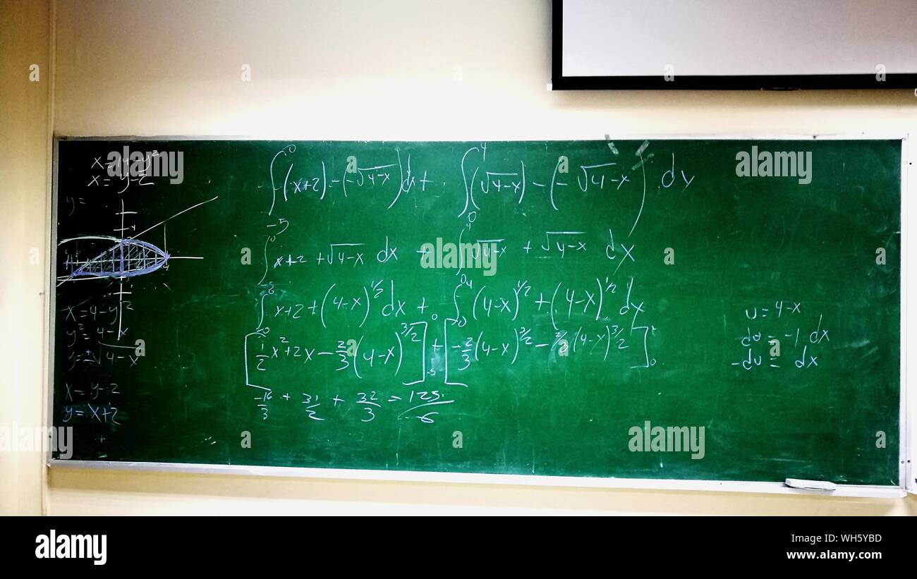 Blackboard classroom hi-res stock photography and images - Alamy
