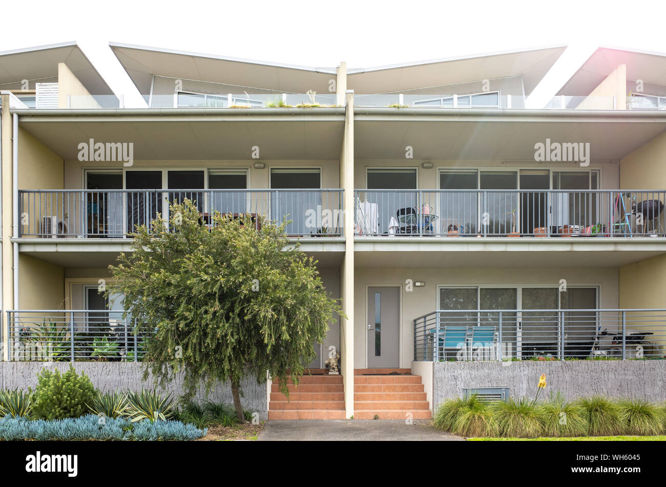 Multi level house hi-res stock photography and images - Alamy