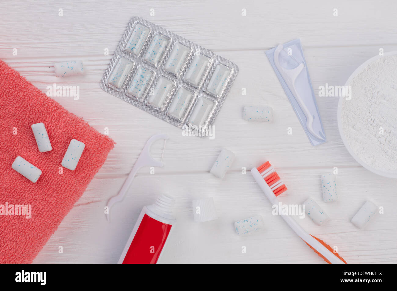 Set of cleaning products for teeth Stock Photo - Alamy