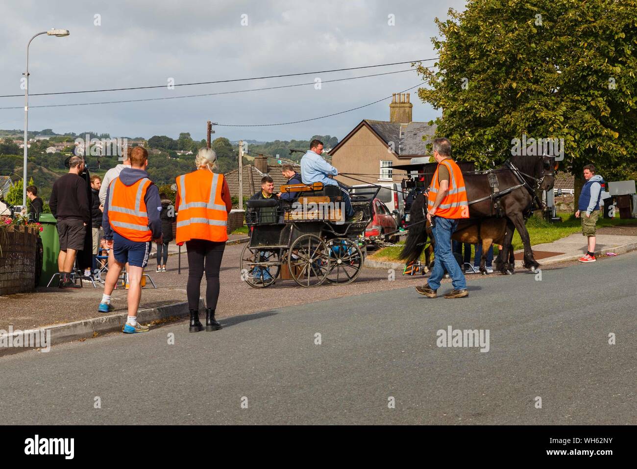 Tv show cast hi-res stock photography and images - Alamy