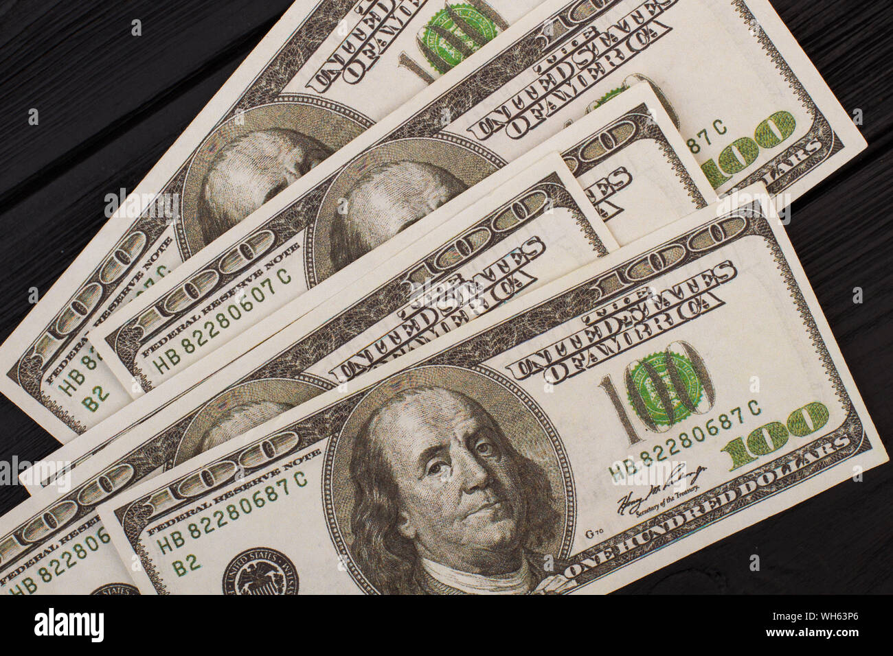 Four dollar banknote hi-res stock photography and images - Alamy