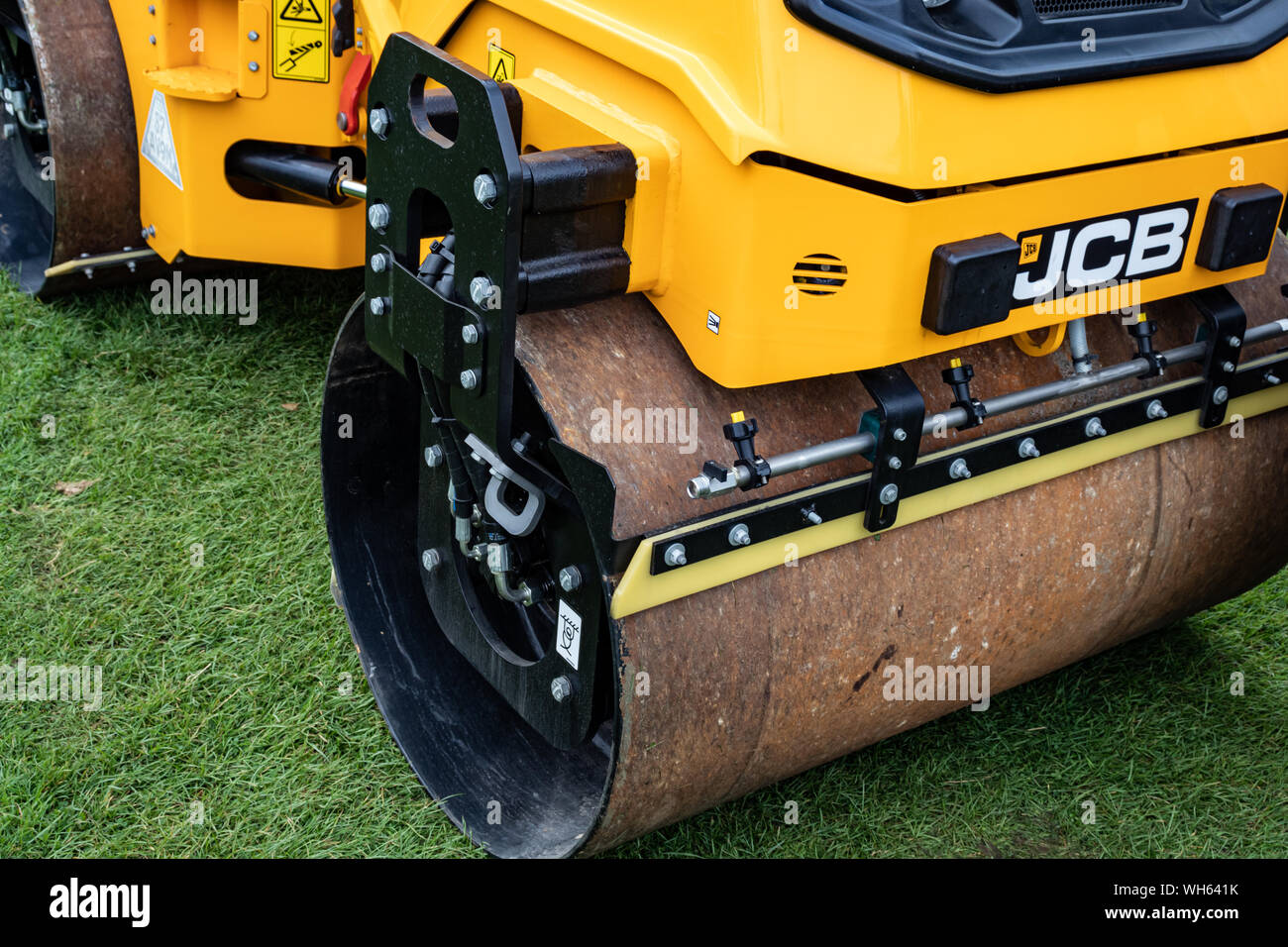 Diggers Bulldozers and Excavators at Chatsworth House Country Fair 2019 ...