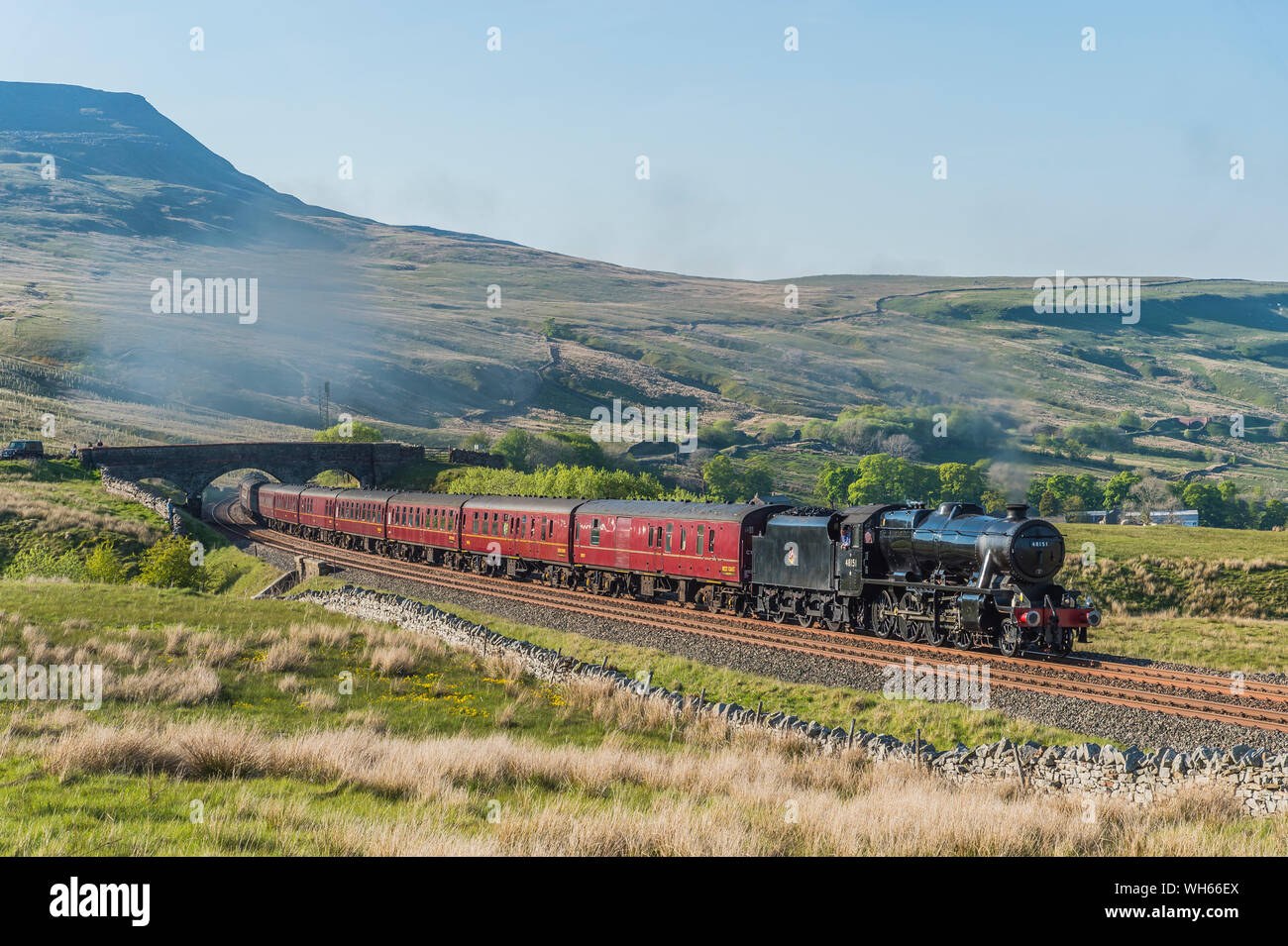 The LMS Class 8F, 2-8-0 48151, steam train passing through Ais Gill on ...