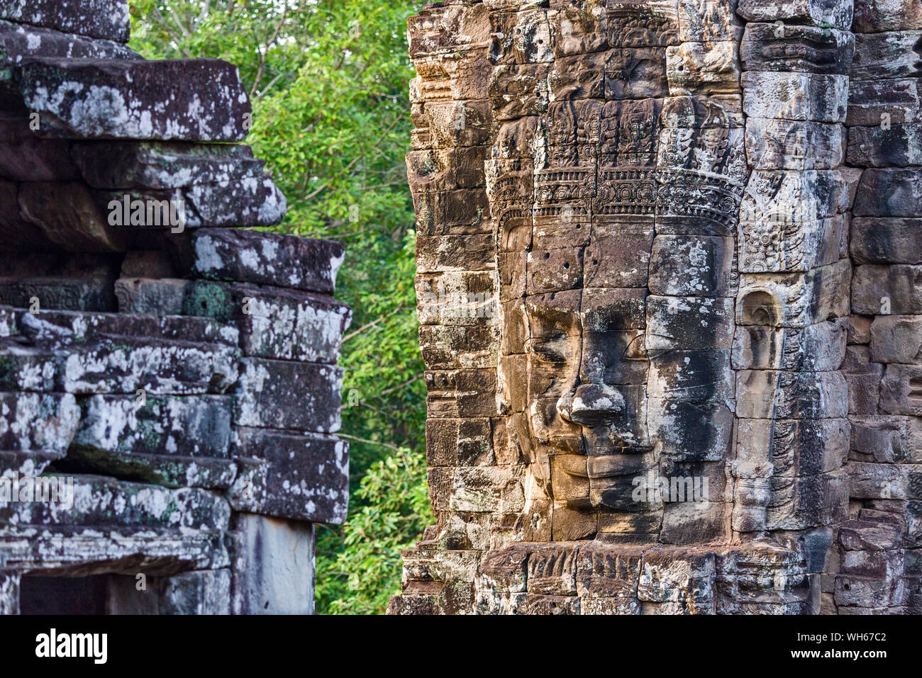 Gigantic temple hi-res stock photography and images - Alamy